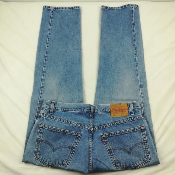 Levi's | Jeans | Vintage 200 Levis 505 38x34 Regular Fit Straight Leg Blue Denim Jeans Y2k ...
